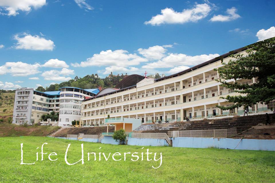 Life University - Sala