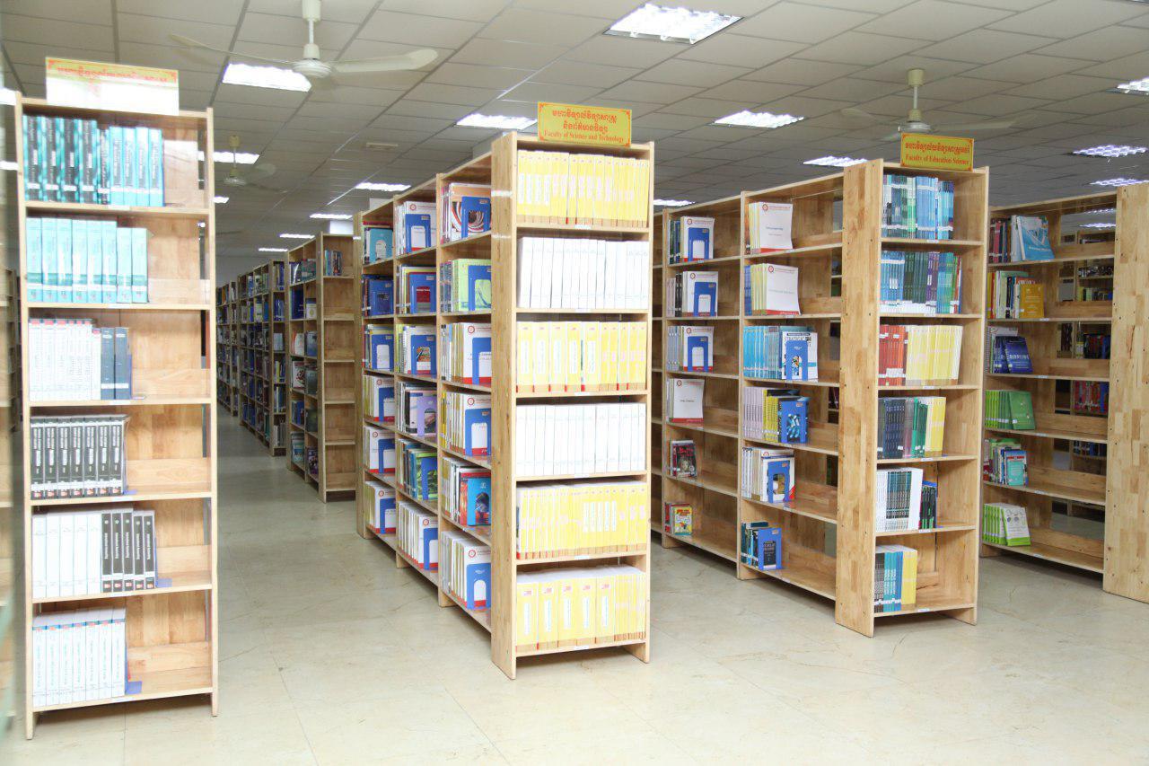 Phnom Penh International University (PPIU) - Sala